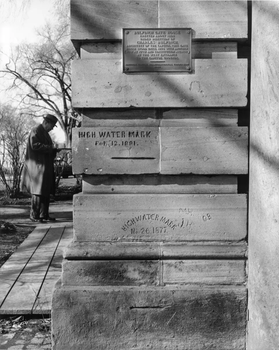How Two Tiny "Houses" Ended Up on the National Mall | Architect of the ...